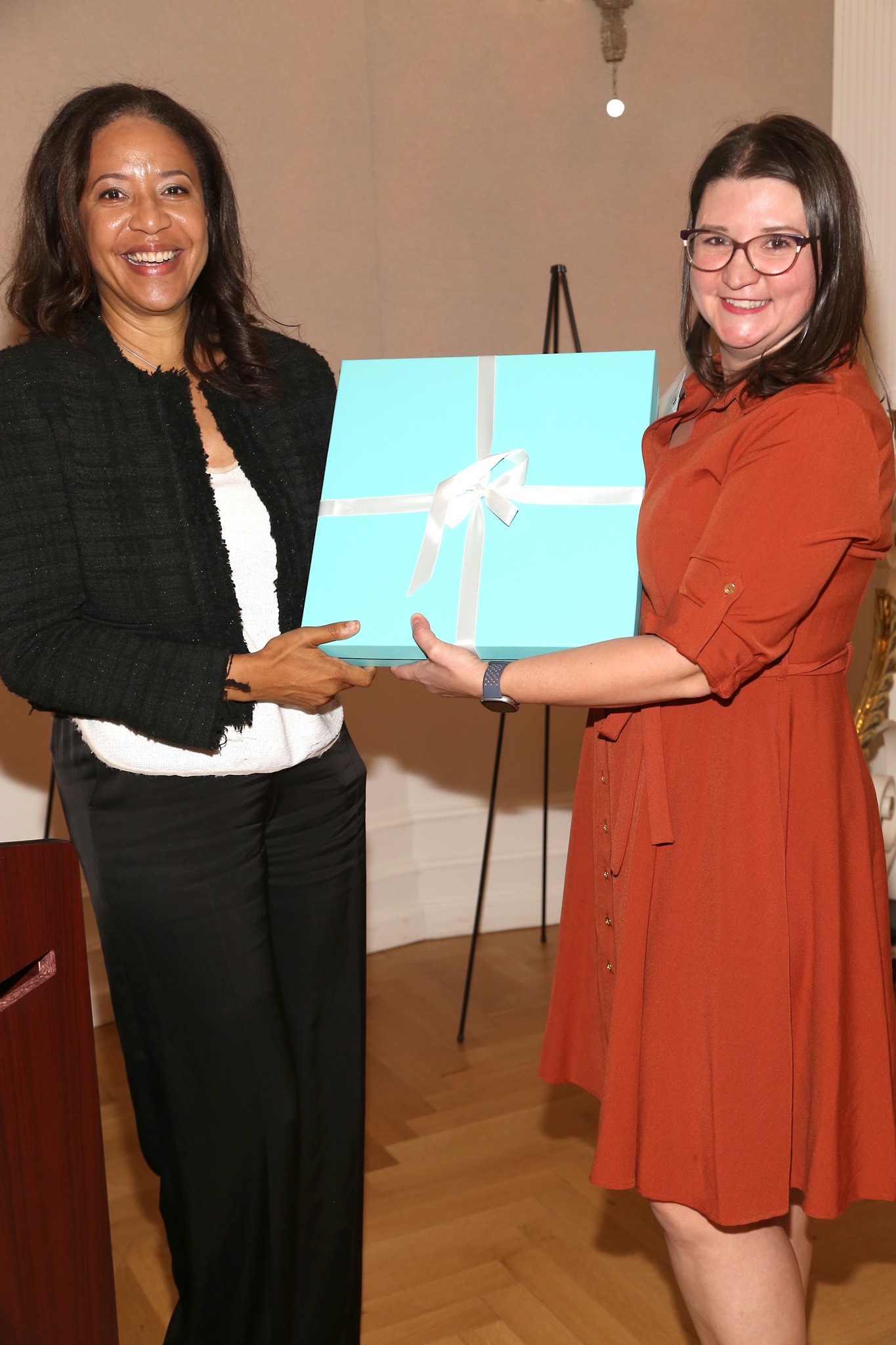 Jeri Powell Recognized with Single Parent Resource Center’s Volunteer ...