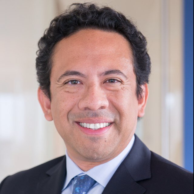 Robert Abad MIA ’98 | Columbia SIPA