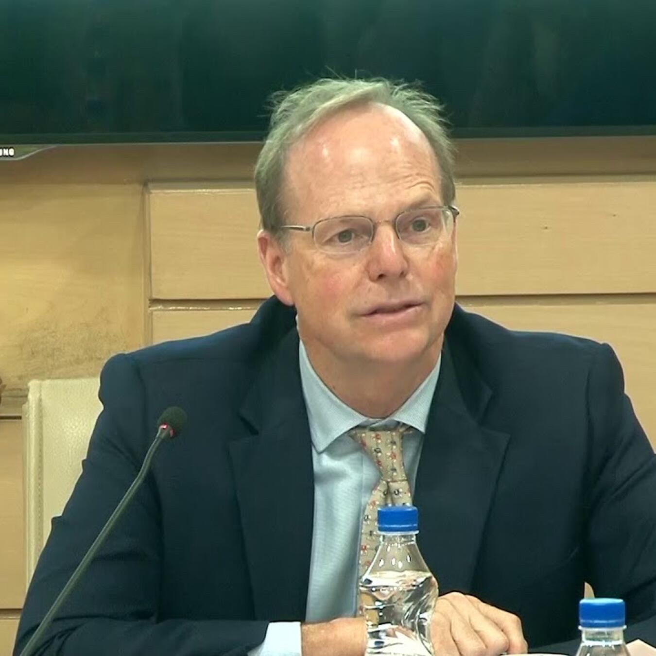 Paul Simons | Columbia SIPA