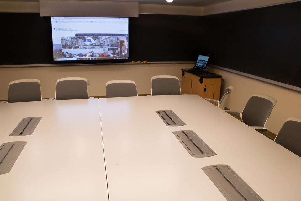 AV Services for eRooms | Columbia SIPA