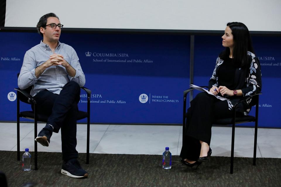 Warby Parker Co-Founder Discusses Entrepreneurship with a Social ...
